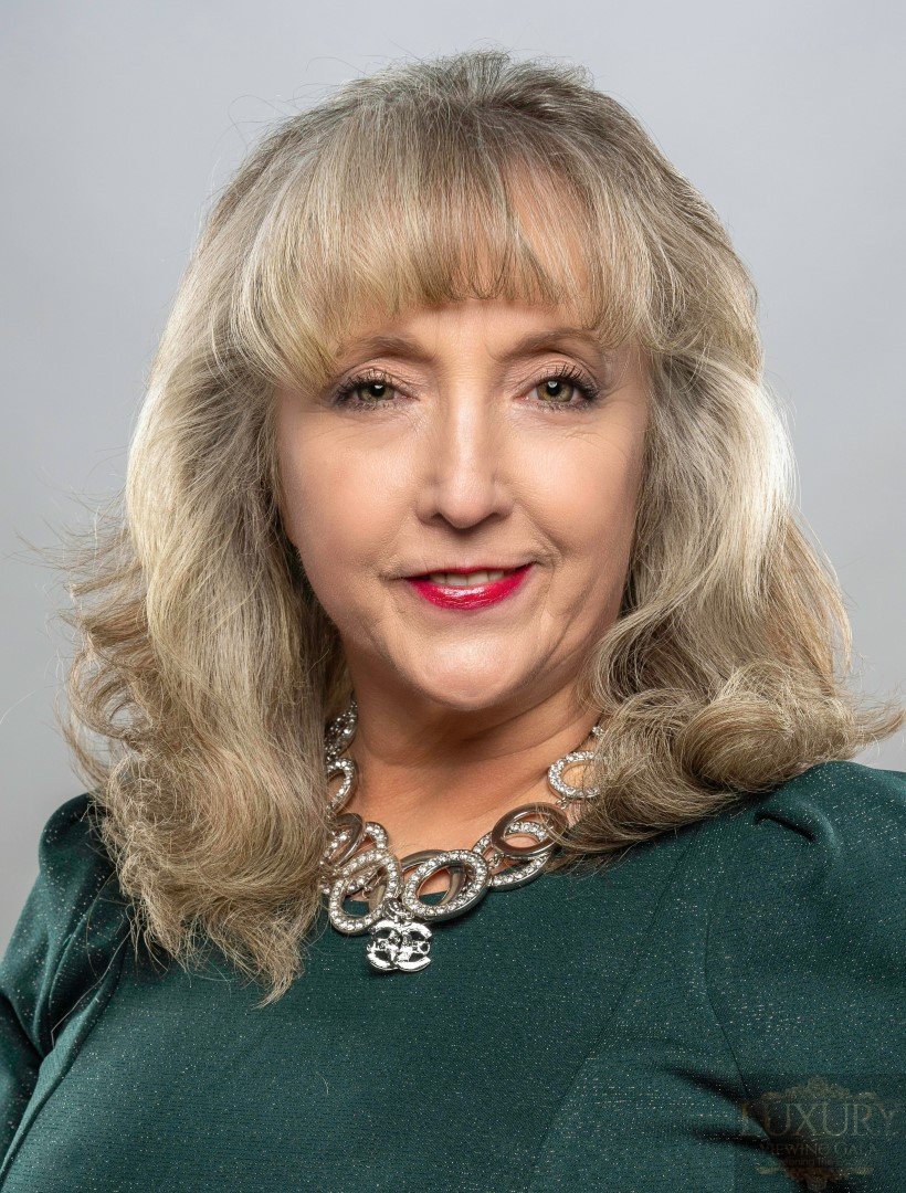 Invitation From Martina Webster to Luxury Gala - Luxury Gala